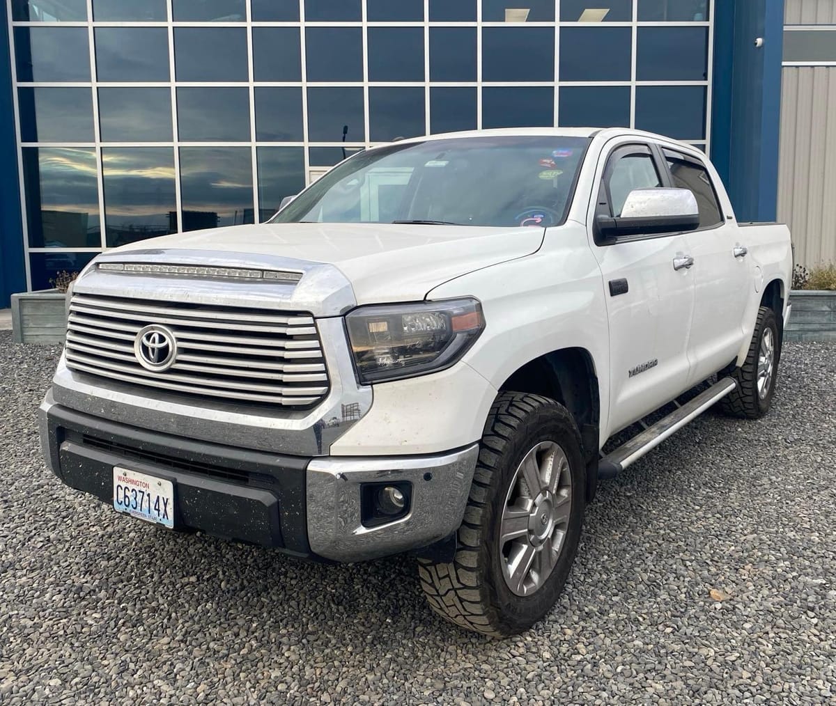 Chuck Yarbro Auctioneers | March Online Equipment Auction