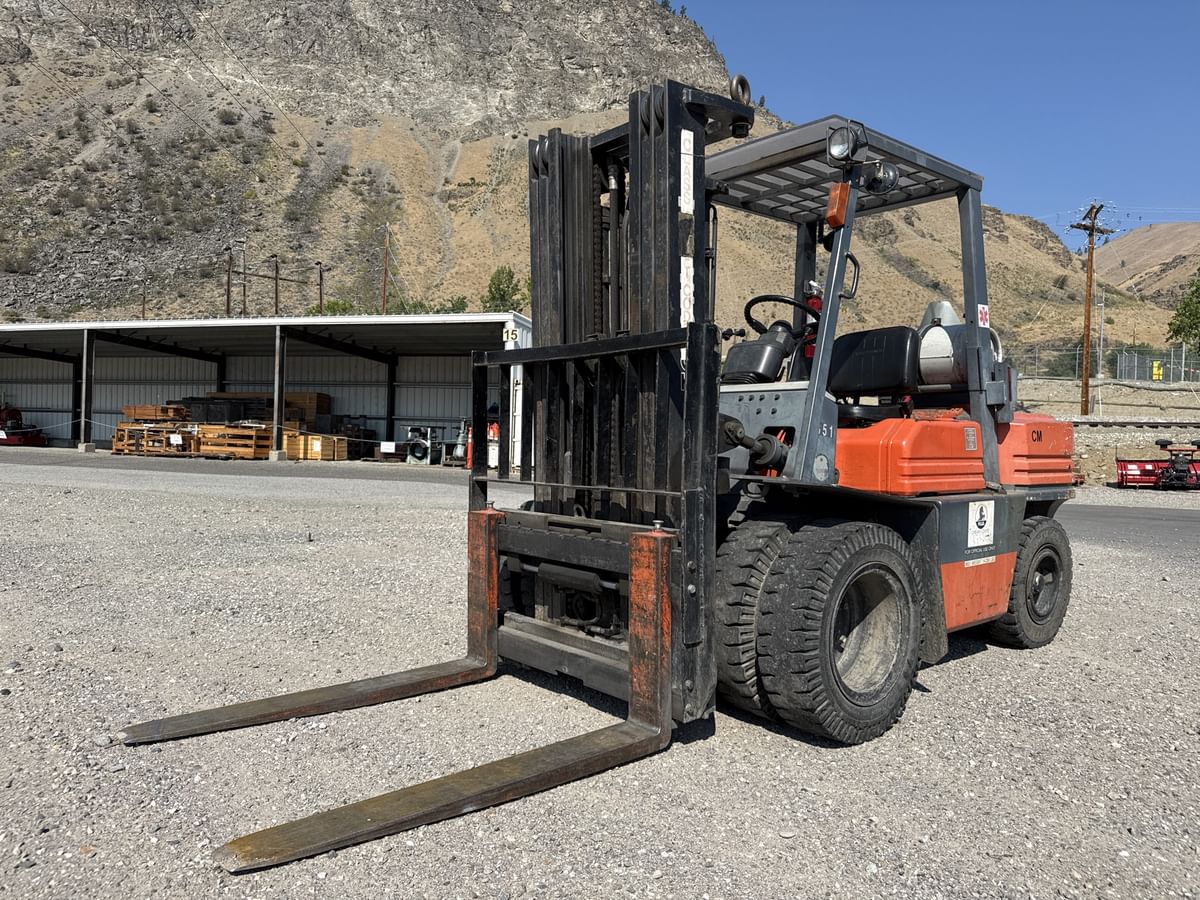 Chuck Yarbro Auctioneers | Wenatchee Valley Surplus Auction