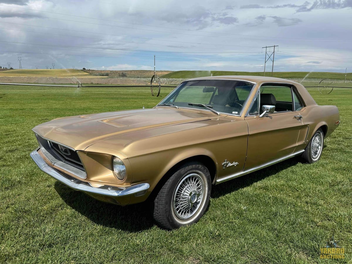 Chuck Yarbro Auctioneers | September Equipment and Auto Auction