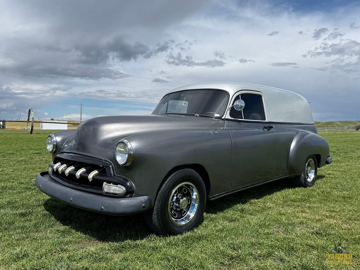 Chuck Yarbro Auctioneers | September Equipment and Auto Auction